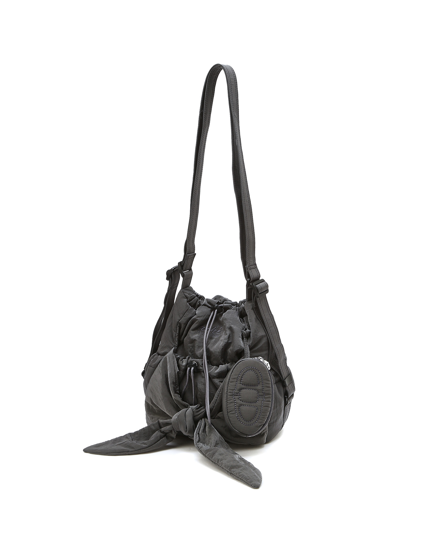 아떼 바네사브루노 Bag&Acc 공식 스토어